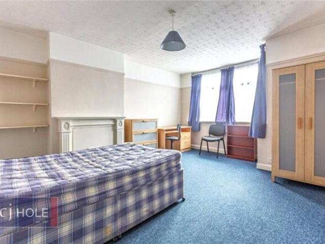 3 bedroom terraced house for rent in Filton Grove, Horfield, Bristol, BS7