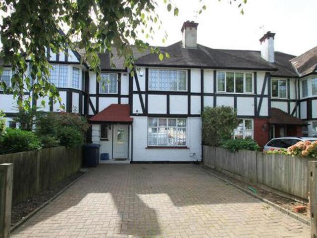 3 Bedroom Terraced House For Rent In Finchley Central