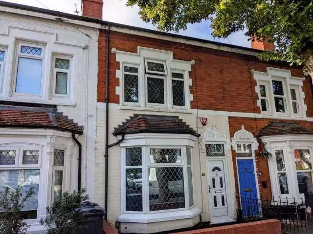 3 bedroom terraced house for rent in First Avenue, Selly Park.