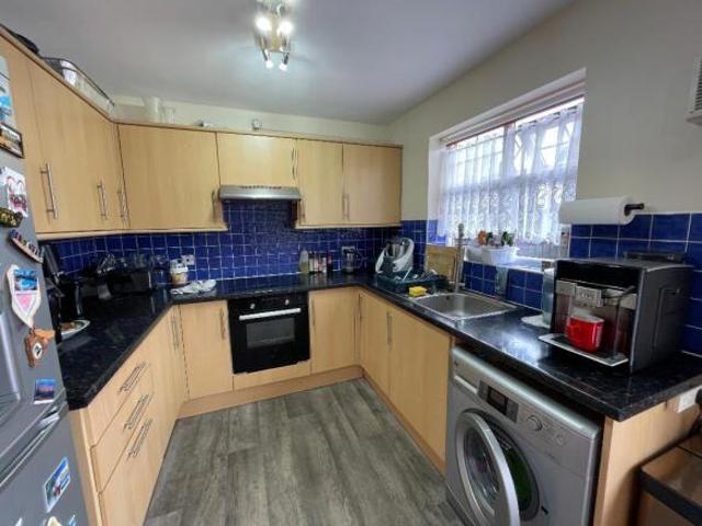 3 bedroom terraced house for rent in Florida Court, Hull, HU5 1AG, HU5