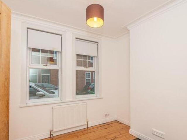 3 Bedroom Terraced House For Rent In Fulford