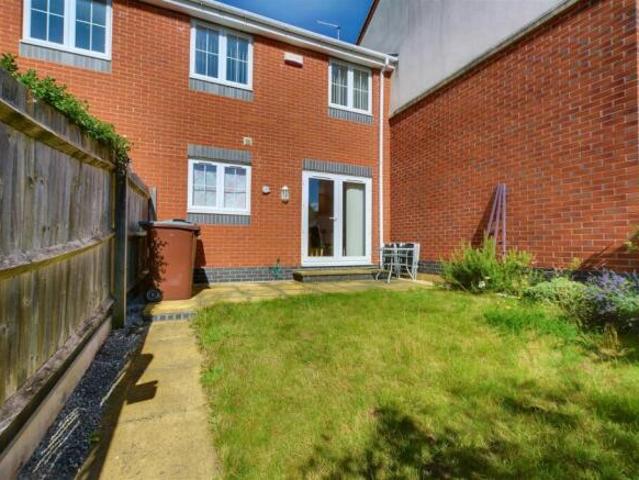 3 bedroom terraced house for rent in Kelham Drive, Sherwood, Nottingham, NG5 1RA, NG5
