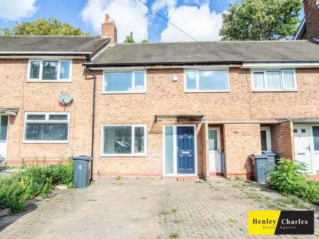 3 bedroom terraced house for rent in Kempson Road, Bromford, B.