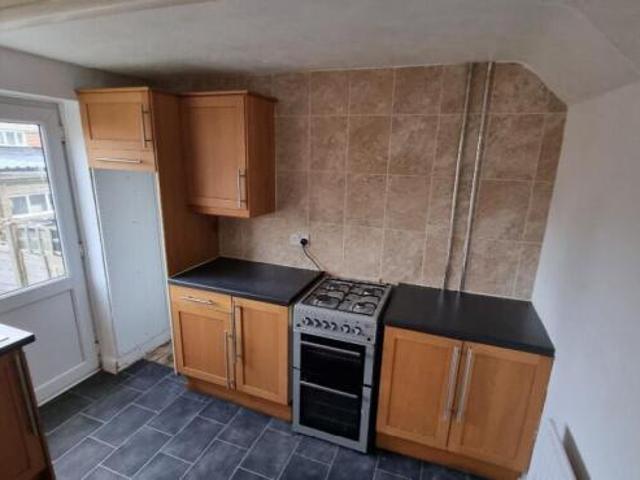 3 bedroom terraced house for rent in Kenilworth Gardens, Gillingham, ME8