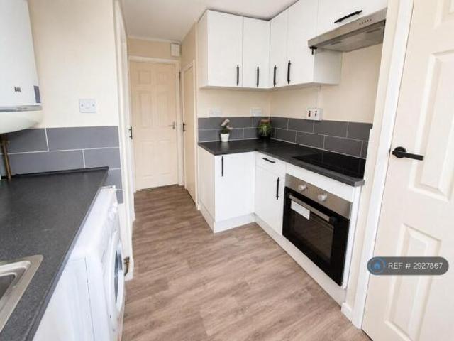 3 bedroom terraced house for rent in Kent Way, Cambridge, CB4