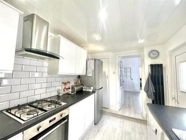 3 bedroom terraced house for rent in Keppel Street, Gateshead, NE11