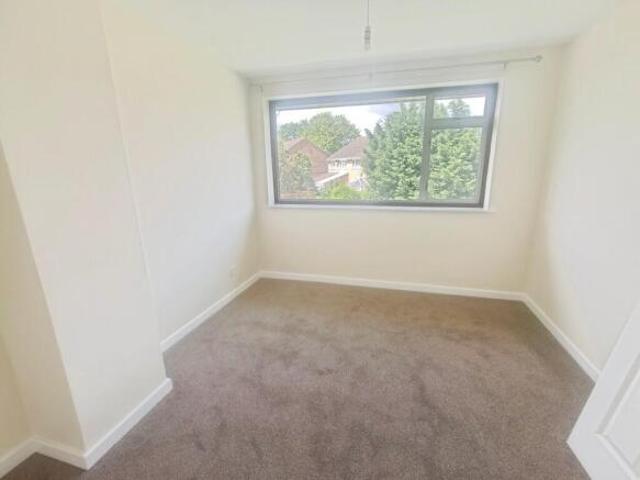 3 bedroom terraced house for rent in Kilbury Drive, Worcester, WR5