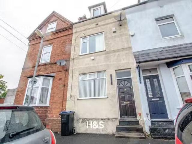 3 bedroom terraced house for rent in Kings Terrace, Kings Heat.