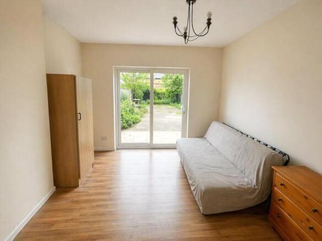 3 bedroom terraced house for rent in Kingsley Road, Hounslow, Greater London, TW3