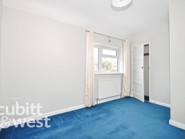3 bedroom terraced house for rent in Kingsley Road Southsea PO4