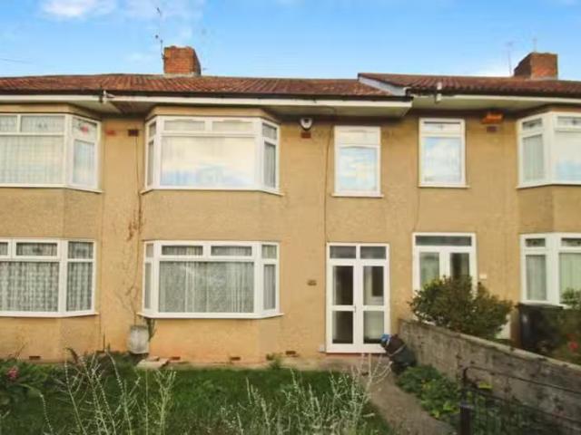 3 bedroom terraced house for rent in Kinsale Road Whitchurch.