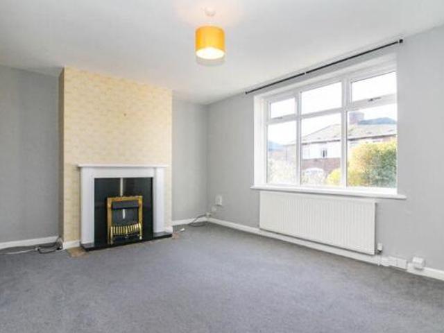 3 Bedroom Terraced House For Rent In Kirkstall, Leeds