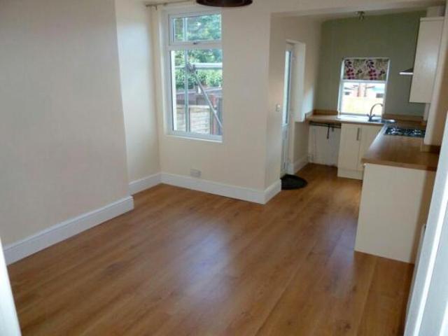 3 bedroom terraced house for rent in Kirkstone Road, Lower Walkley, Sheffield, S6