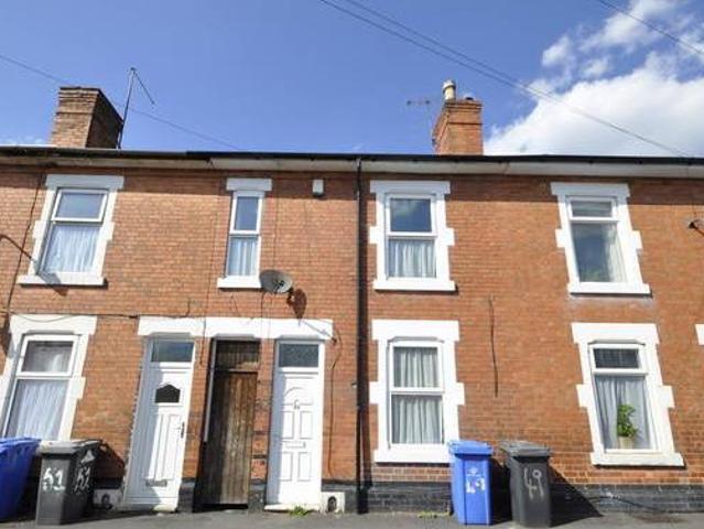 3 bedroom terraced house for rent in Hoult Street Derby DE22