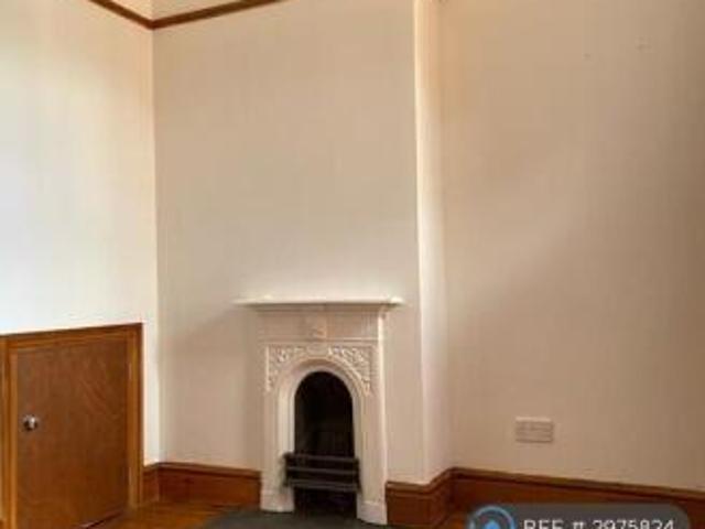 3 bedroom terraced house for rent in Howard Road, Leicester, LE2