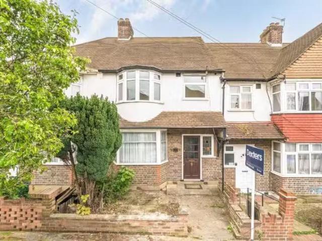3 bedroom terraced house for rent in Hobart Gardens, Thornton.