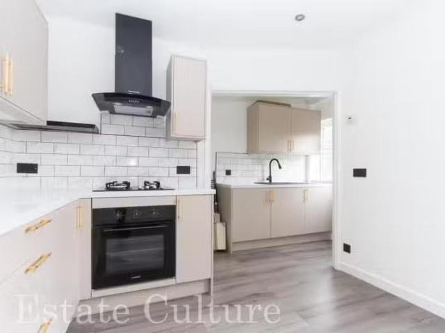 3 bedroom terraced house for rent in Hockett Street, Coventry.