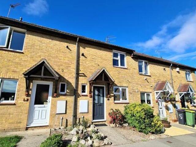 3 Bedroom Terraced House For Rent In Hockley