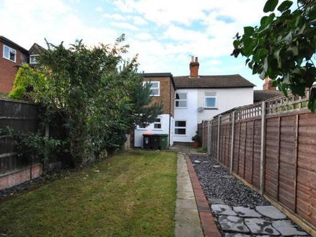3 bedroom terraced house for rent in Hockliffe Street LU7