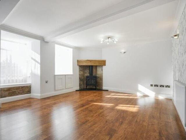 3 bedroom terraced house for rent in Hopewell Cottage, School Lane, East Keswick, LS17 9DA, LS17