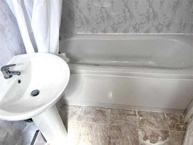 3 bedroom terraced house for rent in Hopwood Street, Liverpool, L5