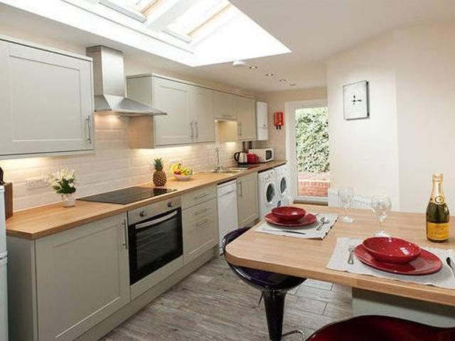 3 bedroom terraced house for rent in Havelock Street Canterbury CT1