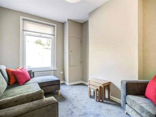 3 bedroom terraced house for rent in Hayward Road, Lawrence Hill, Bristol, BS5
