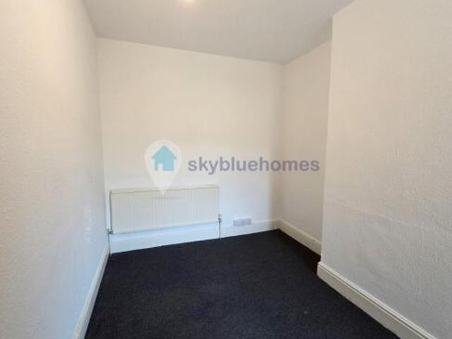 3 bedroom terraced house for rent in Hazel Street, Leicester, LE2