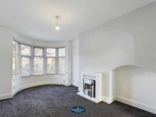 3 bedroom terraced house for rent in Hazel Road, Bell Green, Coventry, CV6