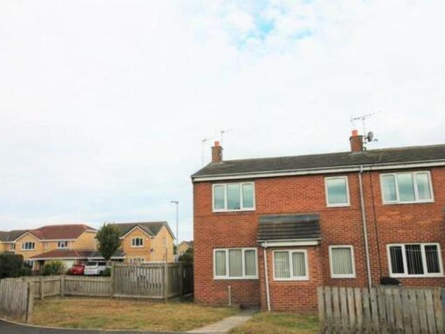 3 Bedroom Terraced House For Rent In Hadston