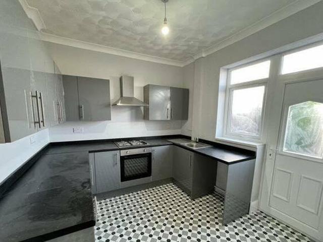 3 bedroom terraced house for rent in Hague Terrace Hemsworth WF9