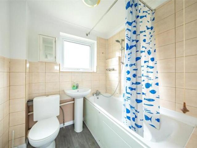 3 bedroom terraced house for rent in Hampton Road, Maidstone, ME14