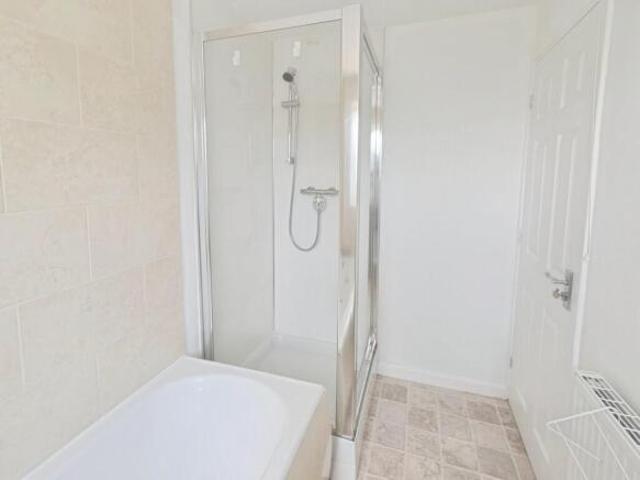 3 bedroom terraced house for rent in Hardwicke Close, St Johns, WR2