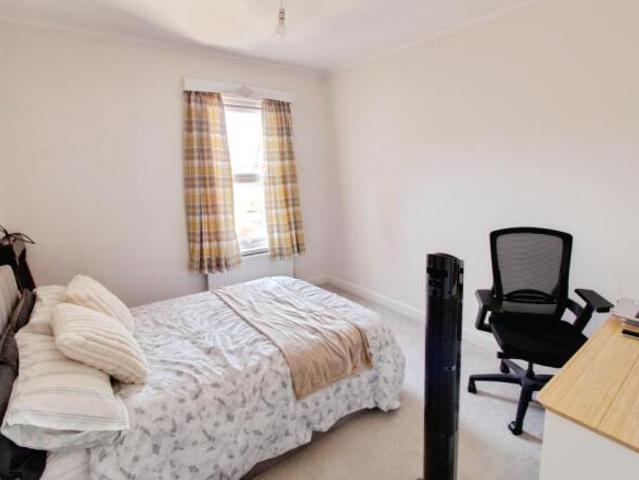 3 bedroom terraced house for rent in Harris Street, Millfield, Peterborough, PE1