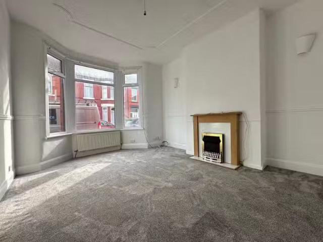 3 bedroom terraced house for rent in Hartington Avenue, Birken.