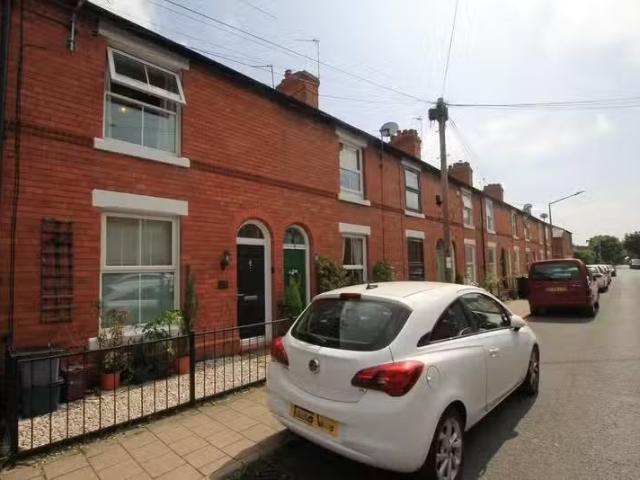 3 bedroom terraced house for rent in Hartington Street, Handbr.
