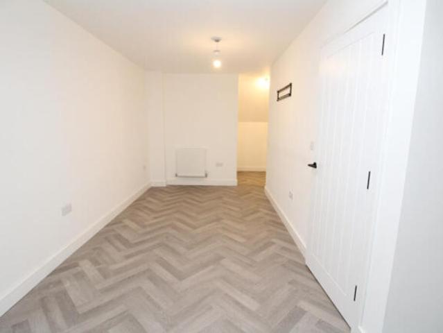 3 bedroom terraced house for rent in Hever Road, Sevenoaks, TN15