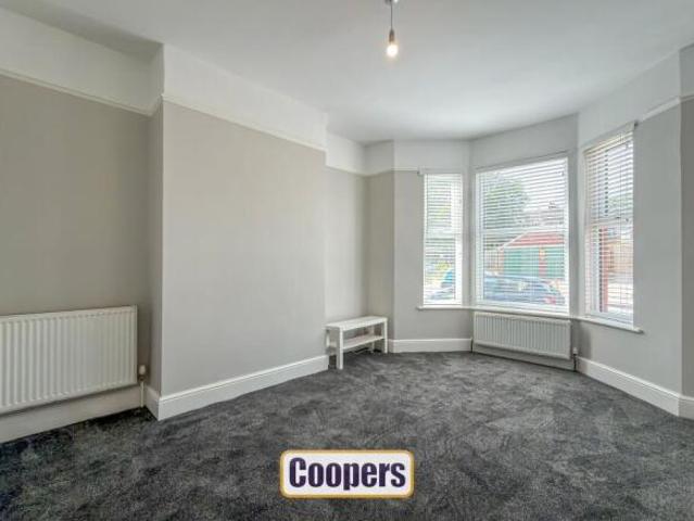 3 bedroom terraced house for rent in Hearsall Lane, Coventry, CV5