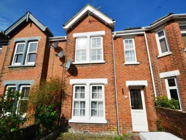 3 bedroom terraced house for rent in Heckford Park, BH15
