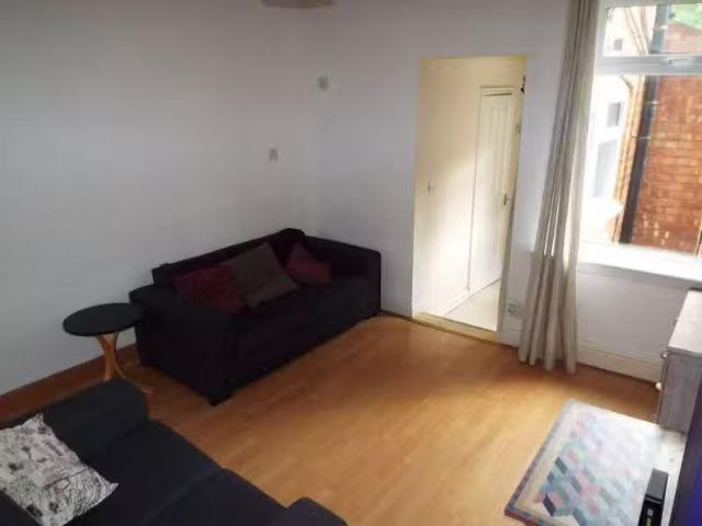 3 bedroom terraced house for rent in Heeley Road, Selly Oak, B.