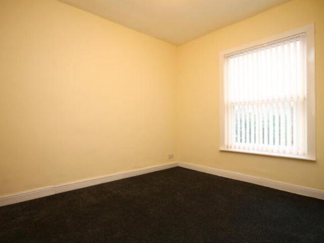 3 bedroom terraced house for rent in Henderson Street, Levenshulme, Manchester, M19