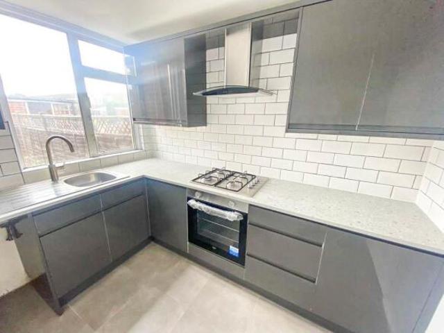 3 bedroom terraced house for rent in Hendre Close, Coventry, CV5