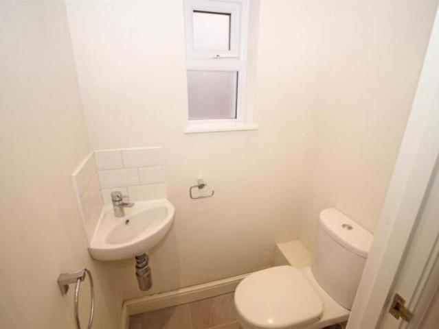 3 bedroom terraced house for rent in Heol Y Forlan, Whitchurch, Cardiff, CF14
