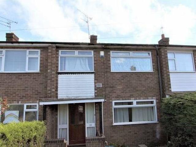 3 bedroom terraced house for rent in High Street Chester CH4