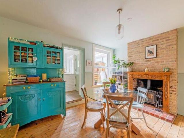 3 bedroom terraced house for rent in High Street, Seal TN15 0AW, TN15