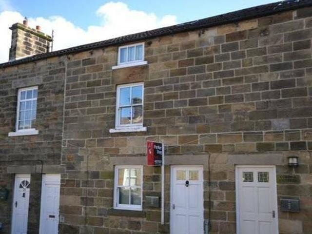 3 bedroom terraced house for rent in High Street YO21