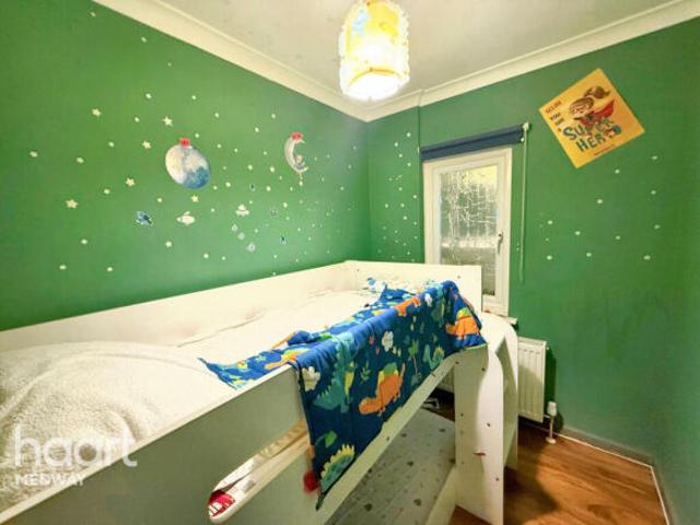 3 bedroom terraced house for rent in Highlands Close, ROCHESTER, ME2
