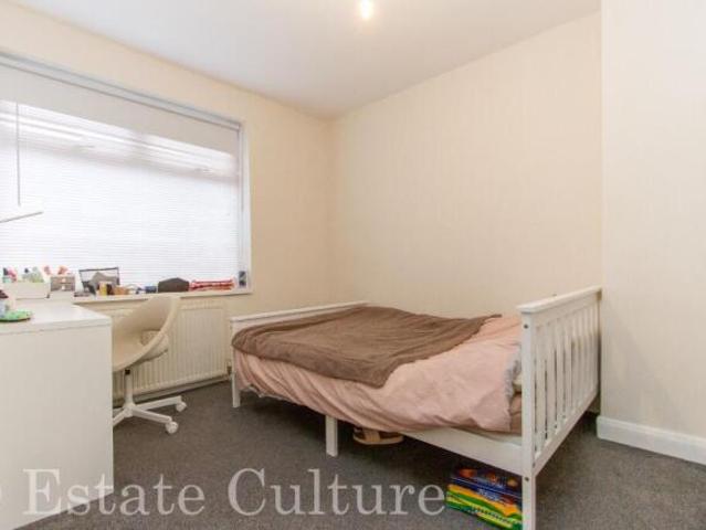3 bedroom terraced house for rent in Hipswell Highway, Coventry, CV2
