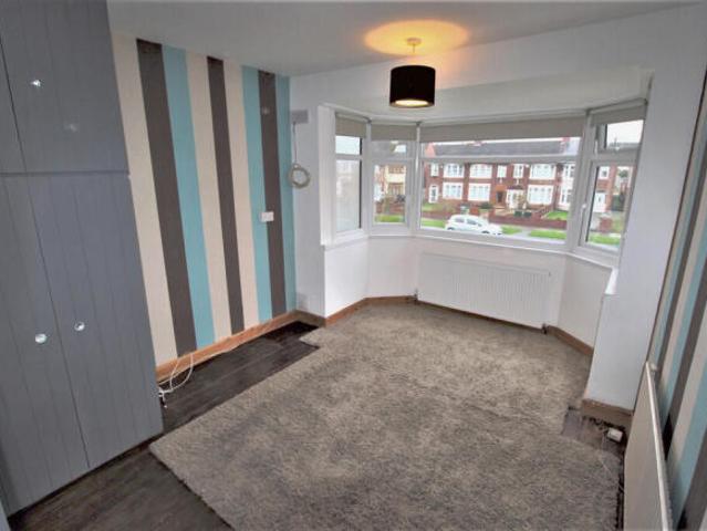 3 bedroom terraced house for rent in Hipswell Highway, Coventry, CV2 5FR, CV2