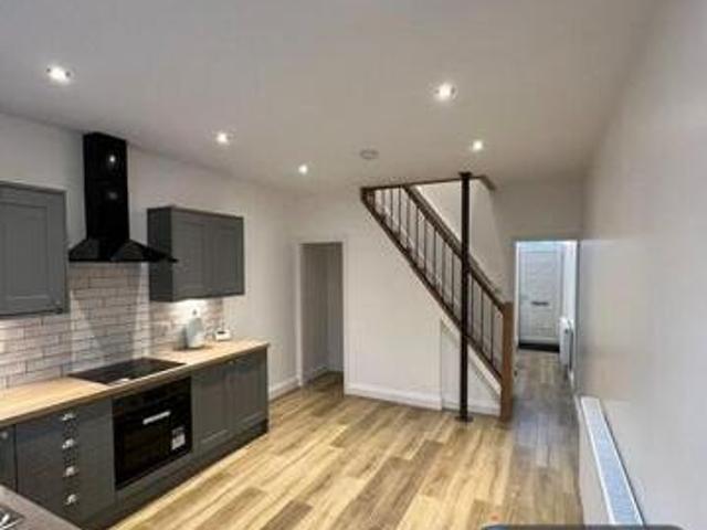 3 Bedroom Terraced House For Rent In Huddersfield